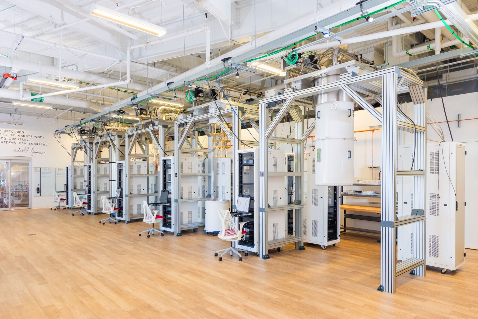 Enabling labs and tools – SQMS Center